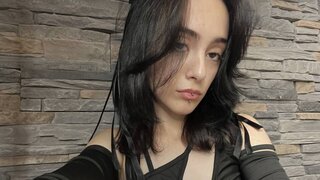 Find online performers who share your turn ons.